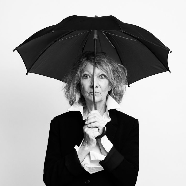 LAURA BRO - Teatret ved Sorte Hest